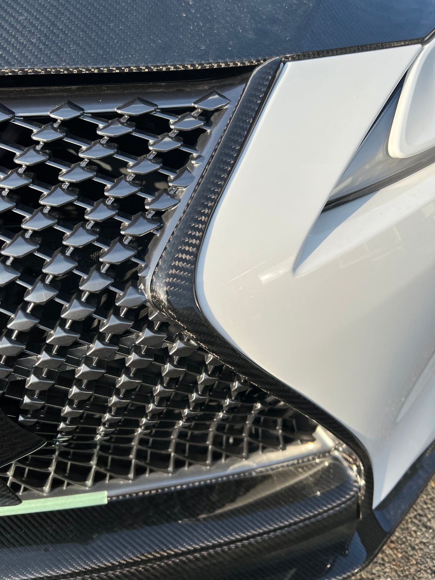Lexus LC500 Dry Carbon Spindle Grill Panel – Carbon Addict On Line Store